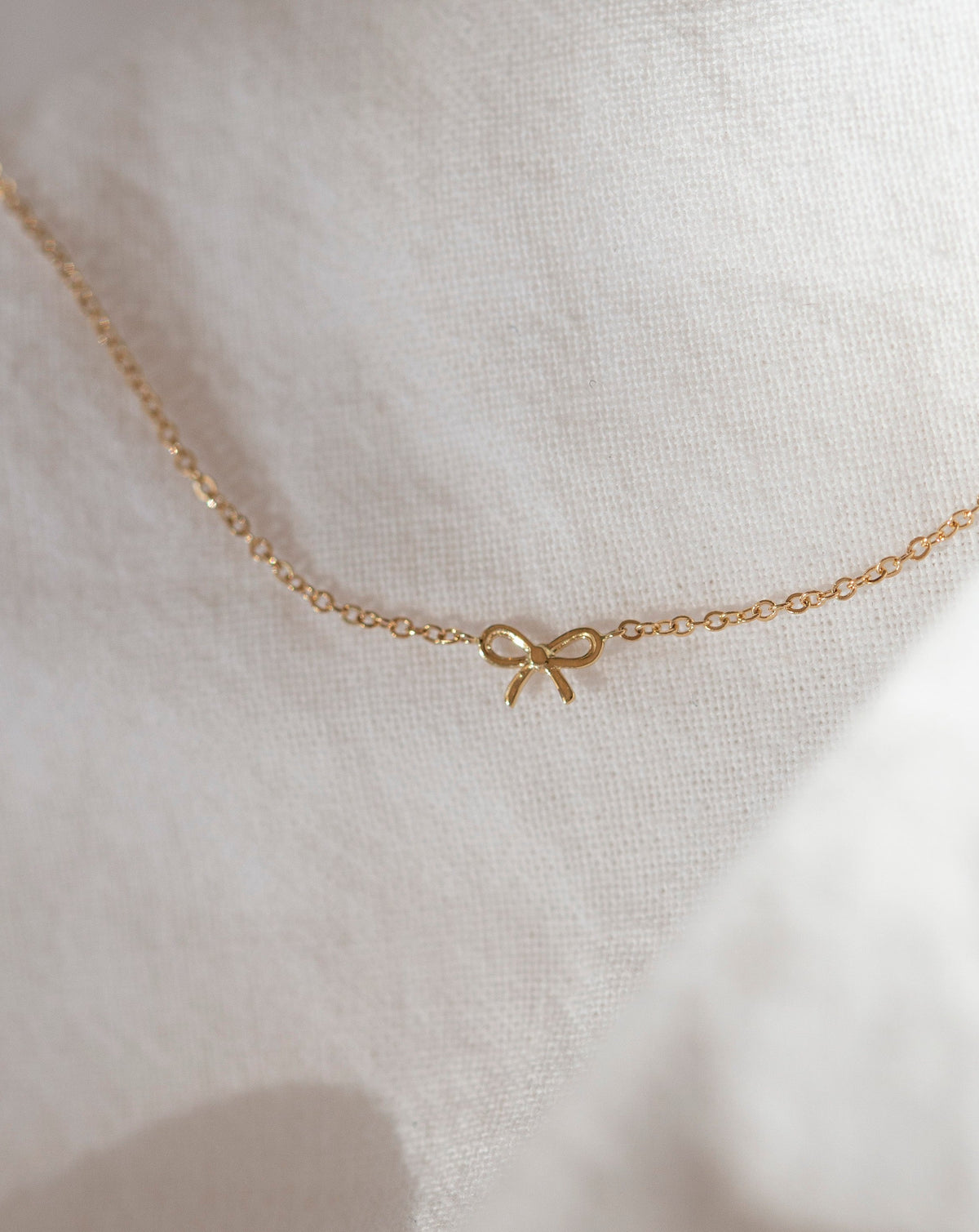 14k Gold Dainty Bow Necklace – E&E PROJECT