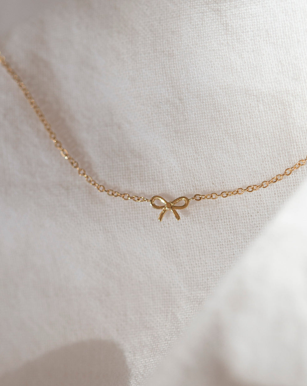 14k Gold Dainty Bow Necklace – E&E PROJECT