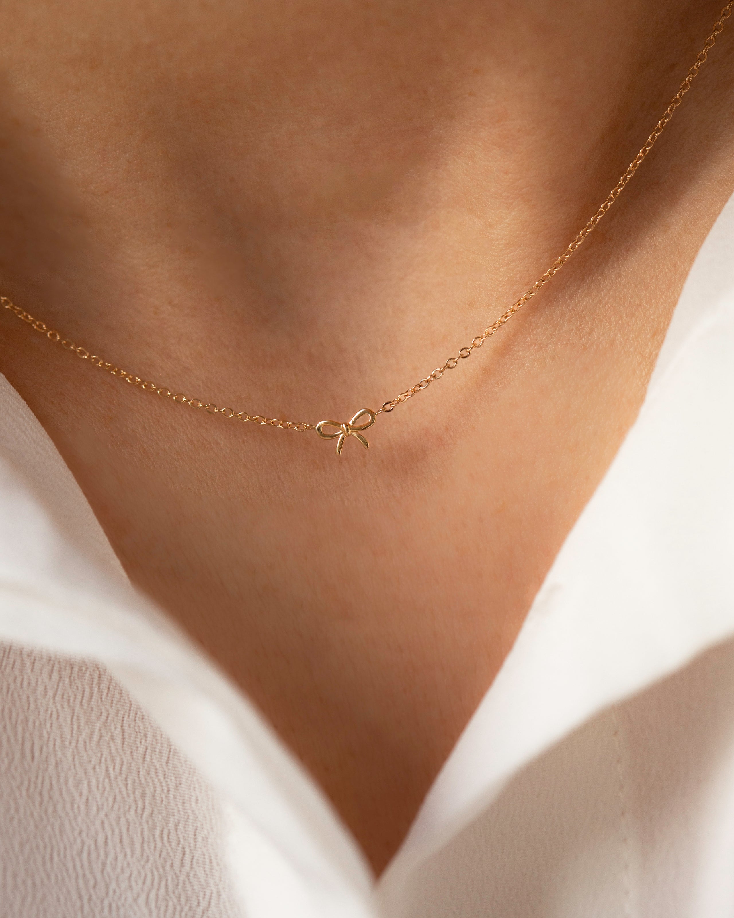 14k Gold Dainty Bow Necklace – E&E PROJECT