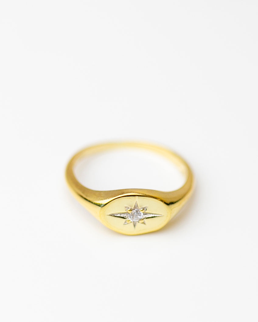 CZ Signet Ring – E&E PROJECT