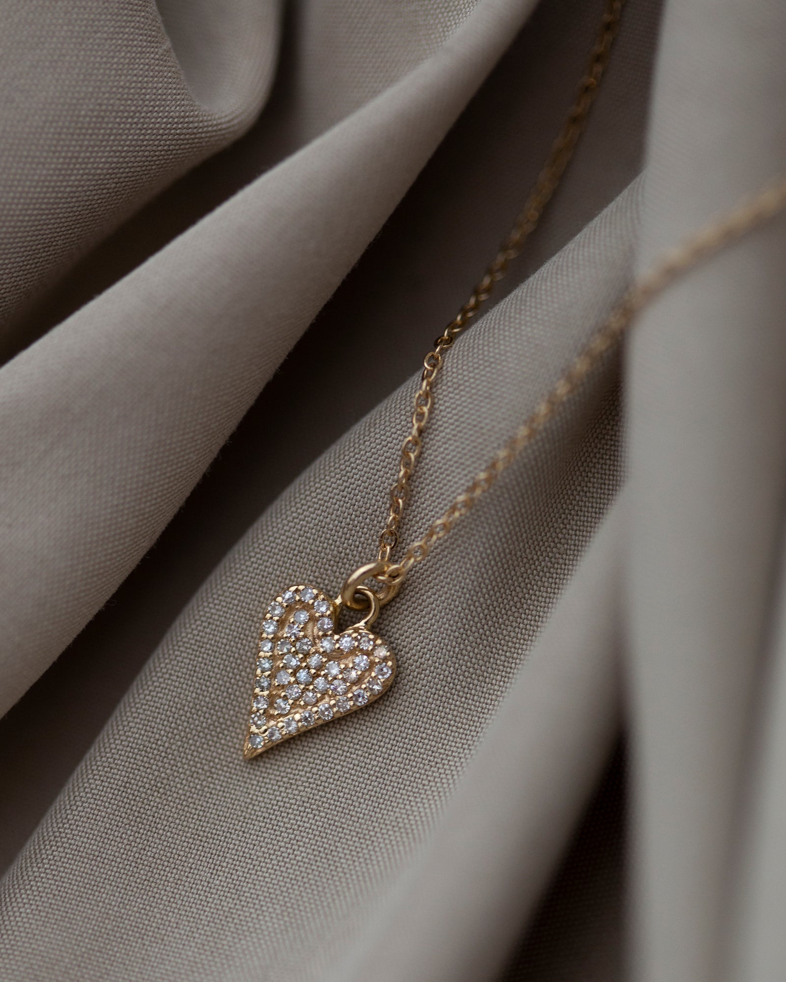 14k Diamond Pave Heart charm Necklace – E&E PROJECT