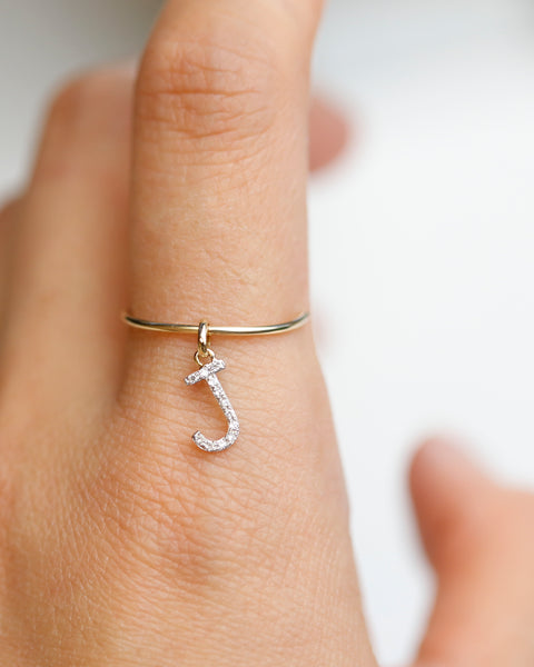 Diamond Letter Ring – E&E PROJECT