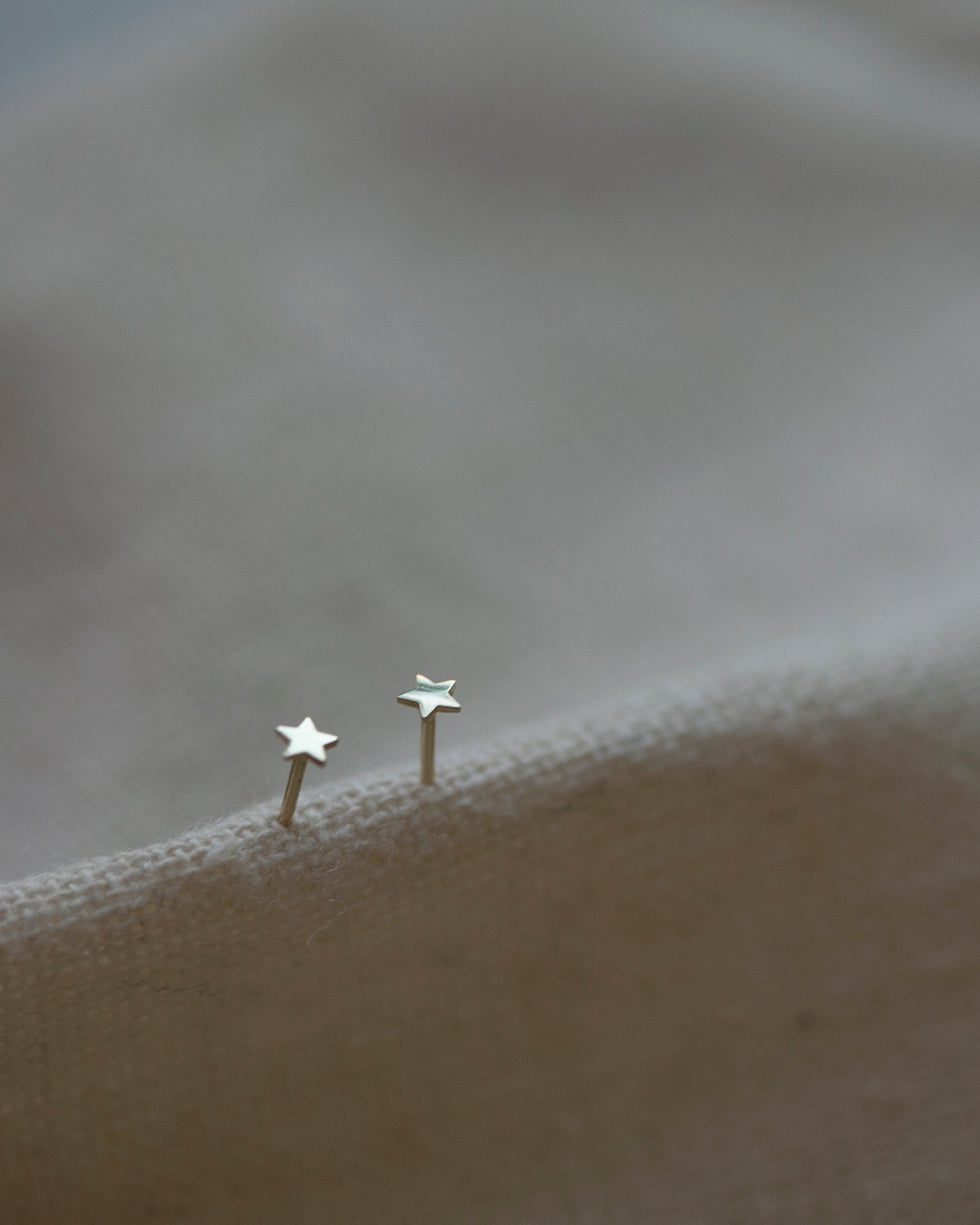 14K Mini Star Stud Earrings – E&E PROJECT