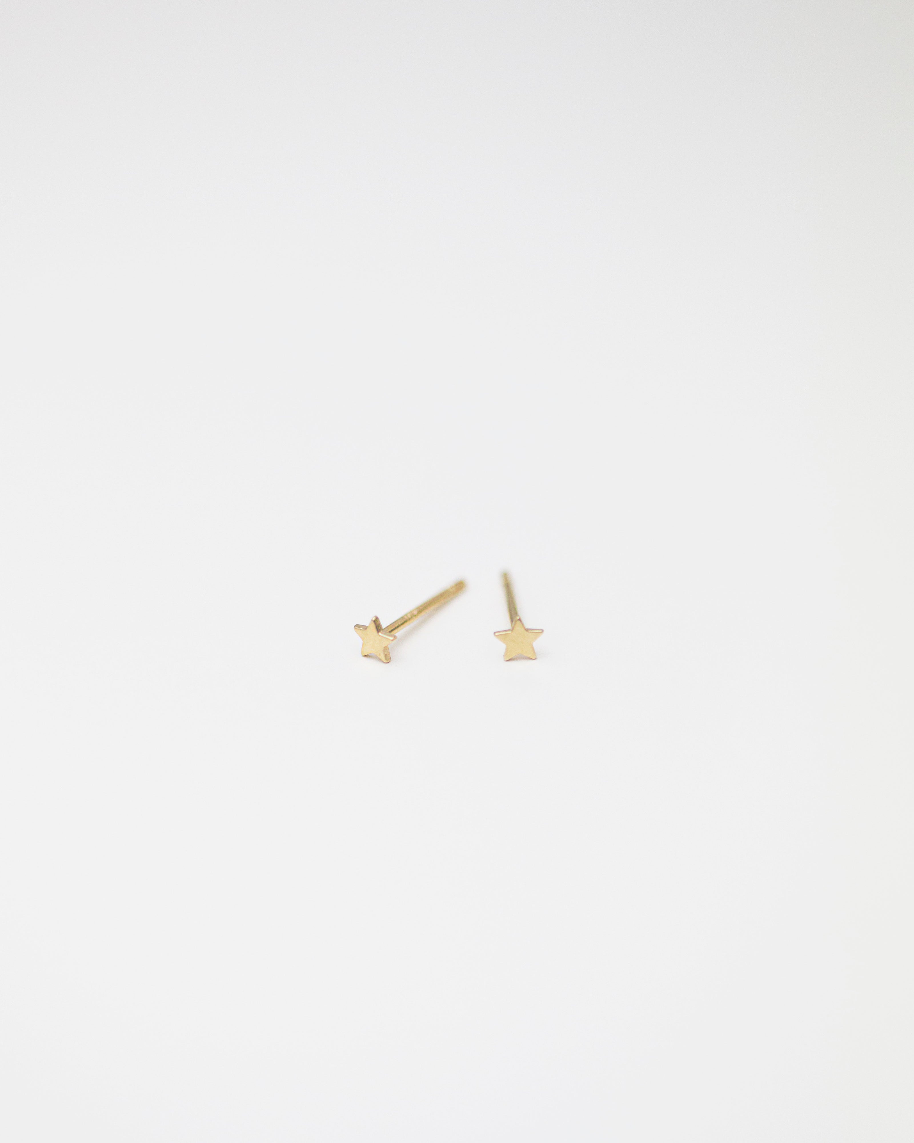 14K Mini Star Stud Earrings – E&E PROJECT